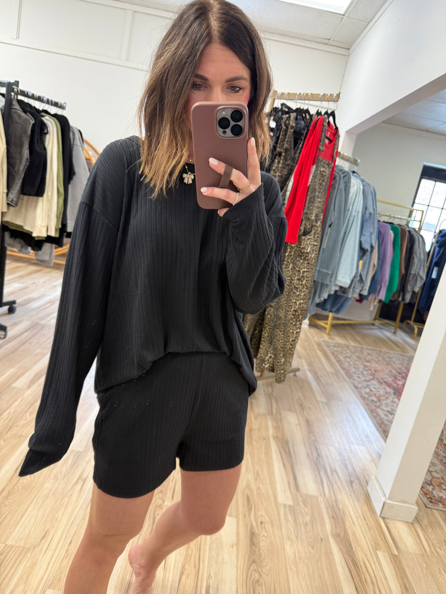 Do Not Disturb Set-Black– Liberty James